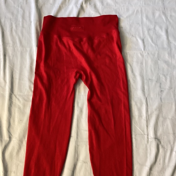 PINK Victoria's Secret | Pants & Jumpsuits | Capri Leggings Size Large ...